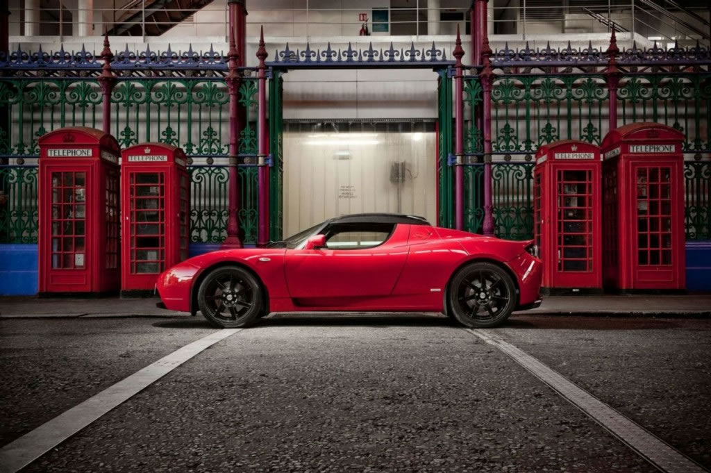Tesla launches Roadster in right-hand-drive - Sgcarmart