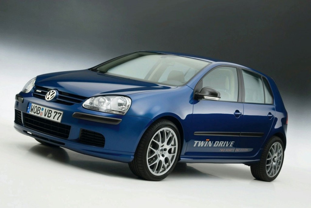 Volkswagen to introduce plug-in hybrids from 2013 - Sgcarmart
