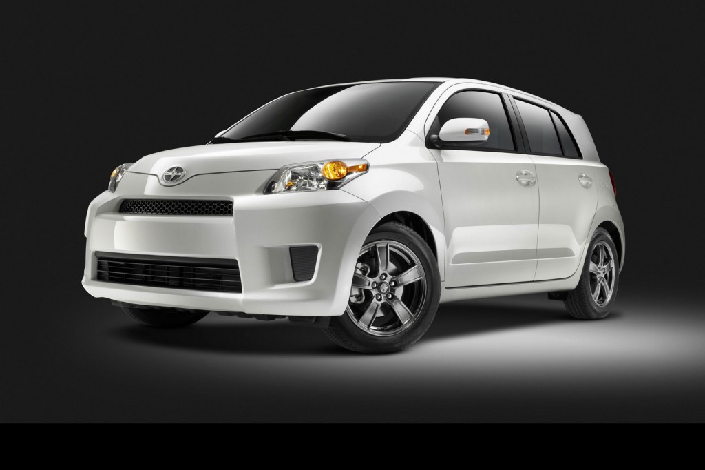Scion xD RS 4.0 and xB RS 9.0 released