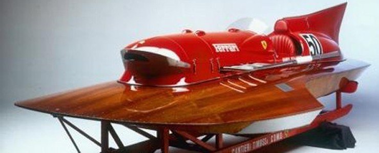 2 different auctions sees iconic Ferrari's up the auction block