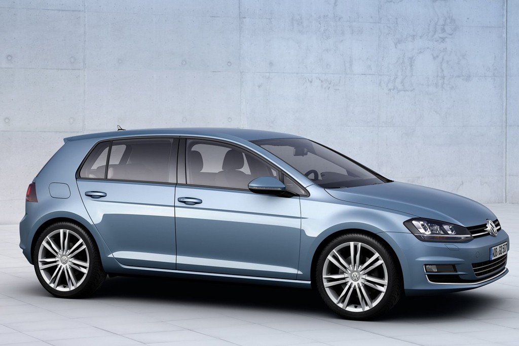 No more rumours, no more masks, the seventh generation Golf is unveiled ...