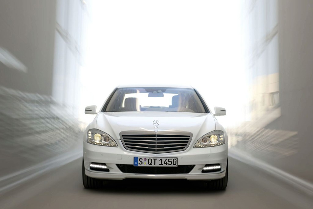 Mercedes slashes S-Class production: A beginning to its end? - Sgcarmart