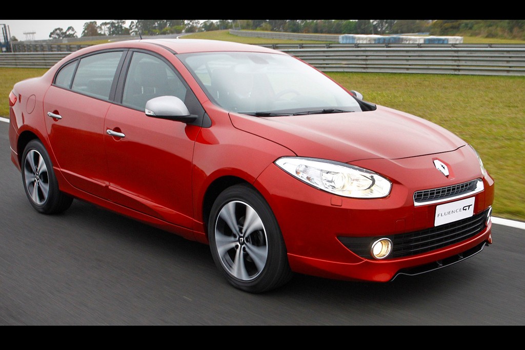 Renault brings two 'modified' models for Brazil tweaked by local design ...