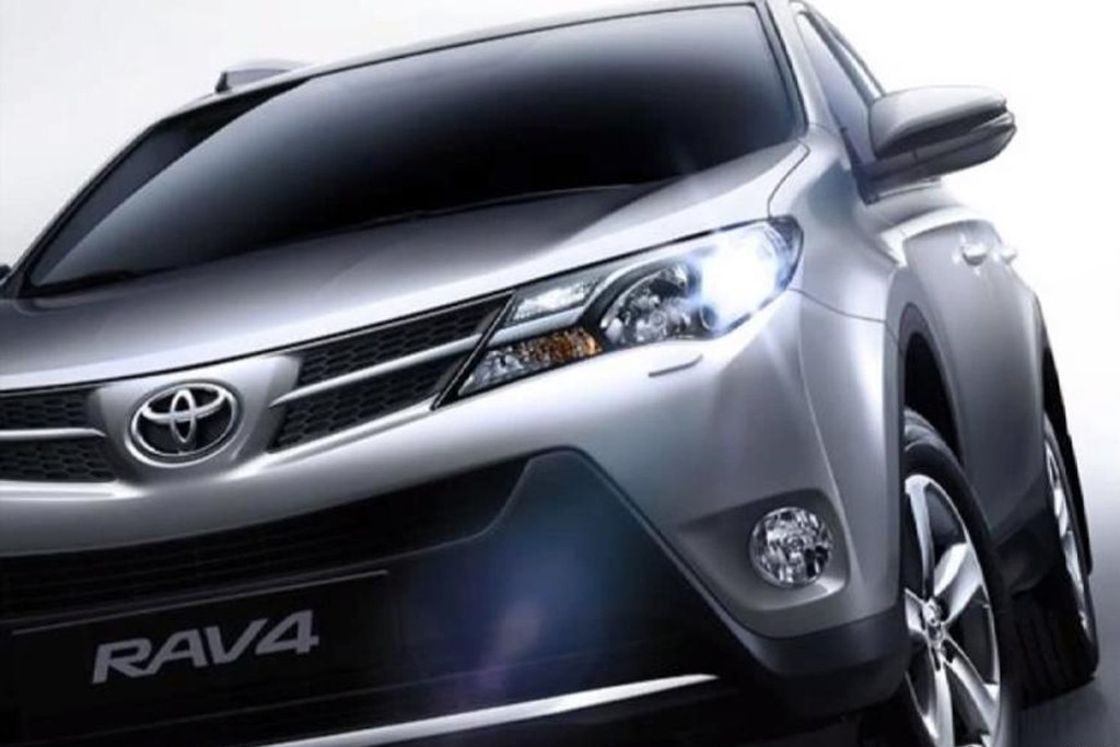 Official photos of 2013 Toyota RAV4 leaked ahead of L.A. debut - Sgcarmart