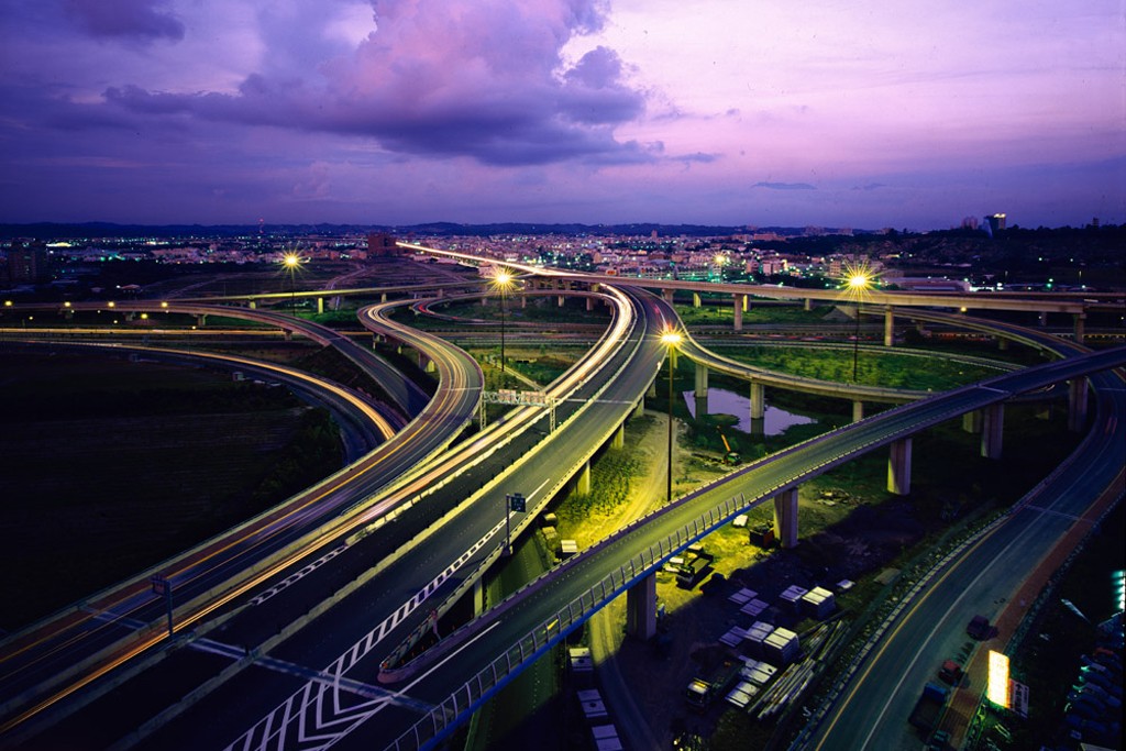 LTA studying feasibility of reversible expressway to maximise road use ...