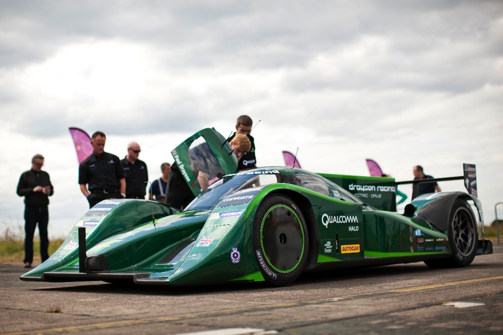 Drayson Racing sets new electric vehicle land speed record - Sgcarmart