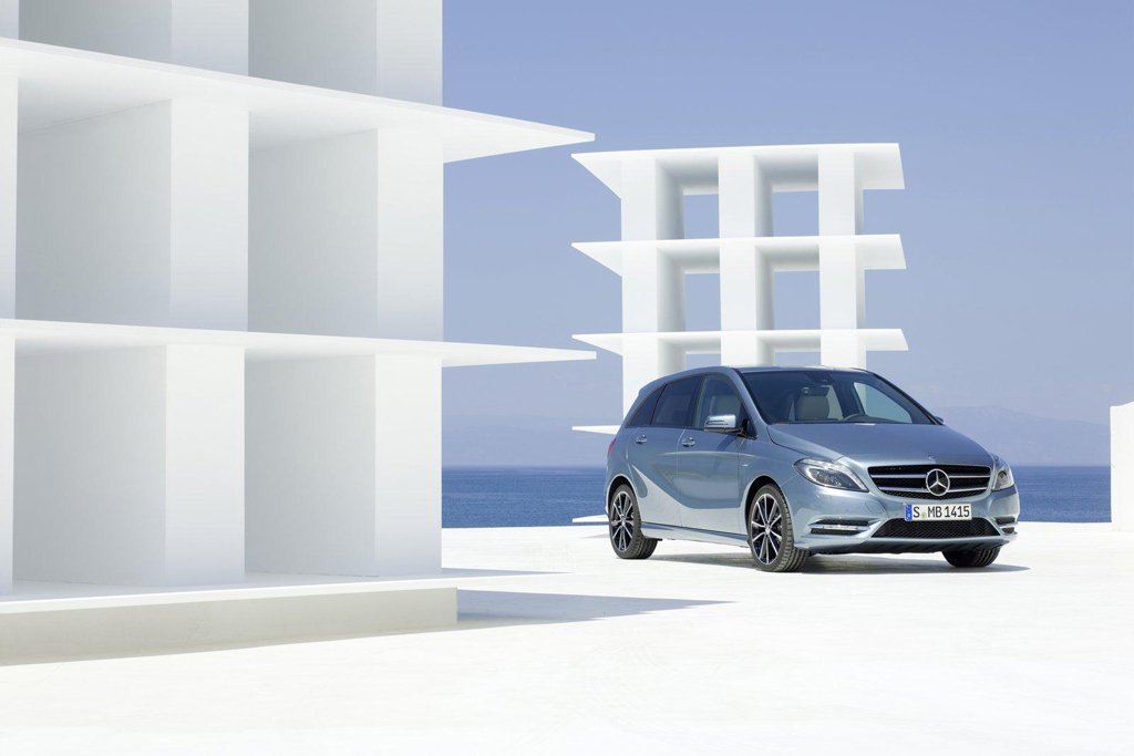 Mercedes creates milestone after selling one million B-Class hatchbacks ...