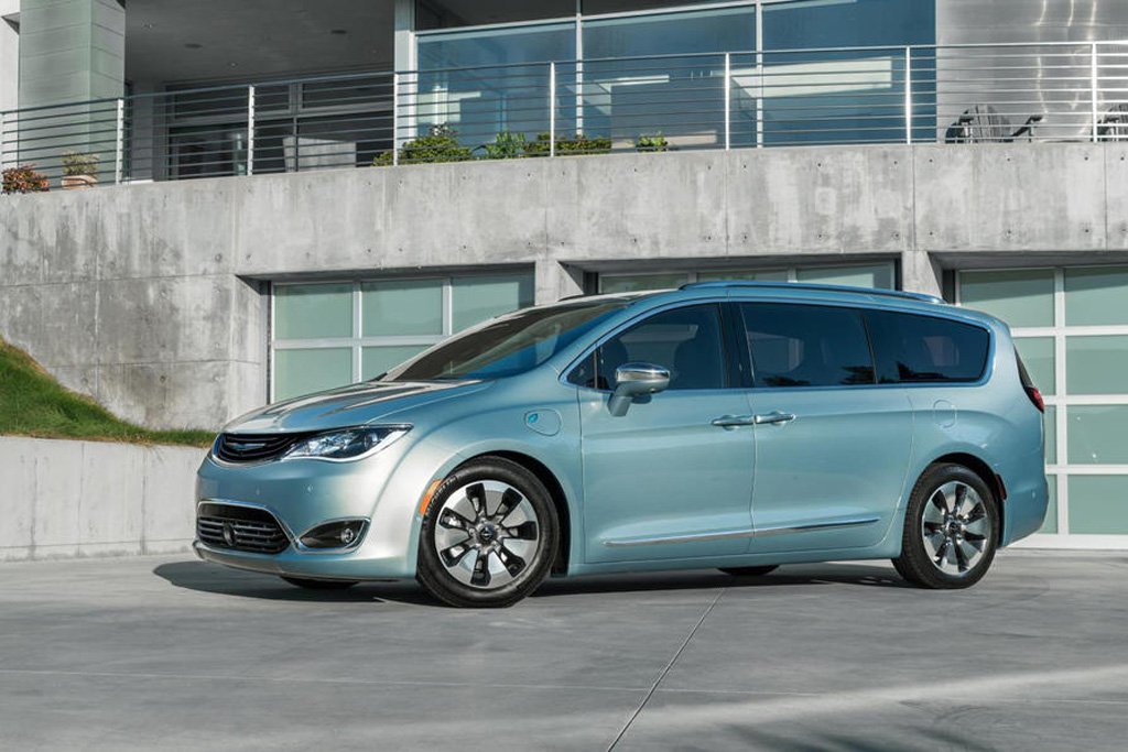 Fiat Chrysler Automobiles to test autonomous cars with Google - Sgcarmart