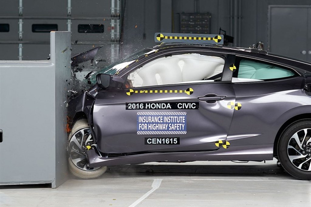 Honda Civic Coupe Scores Top Safety Pick+ Award From IIHS - Sgcarmart