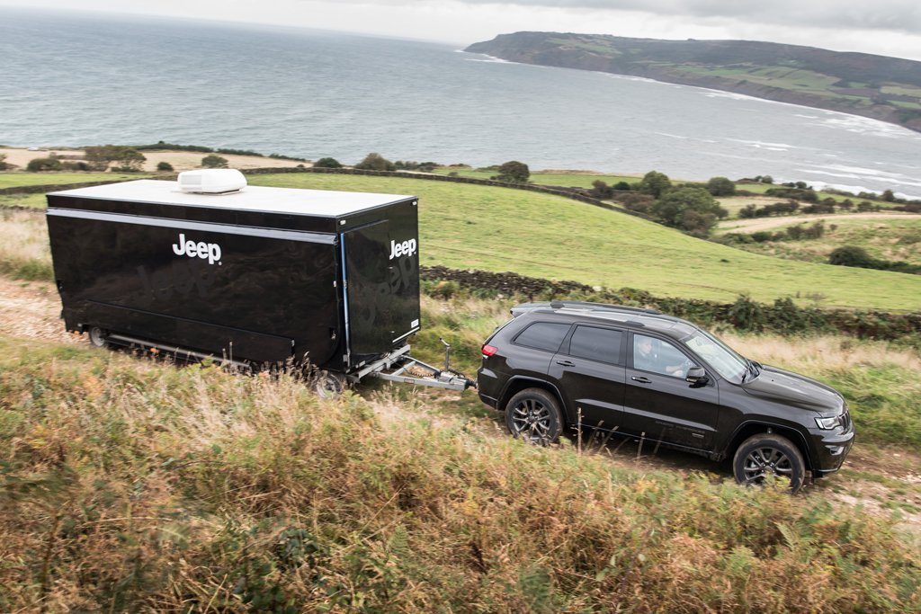 The world's first pop-up dealership accessible only by 4x4 - Sgcarmart