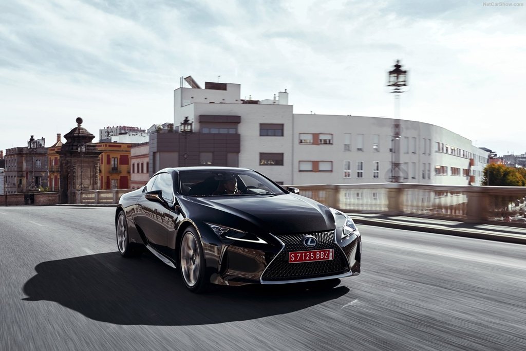Lexus drives the premium experience at the 117th U.S. Open Championship