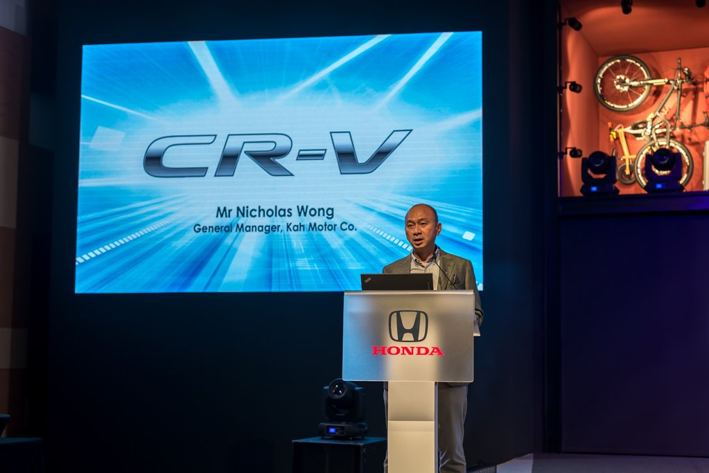 Kah Motor launches 2017 Honda CR-V in Singapore - Sgcarmart