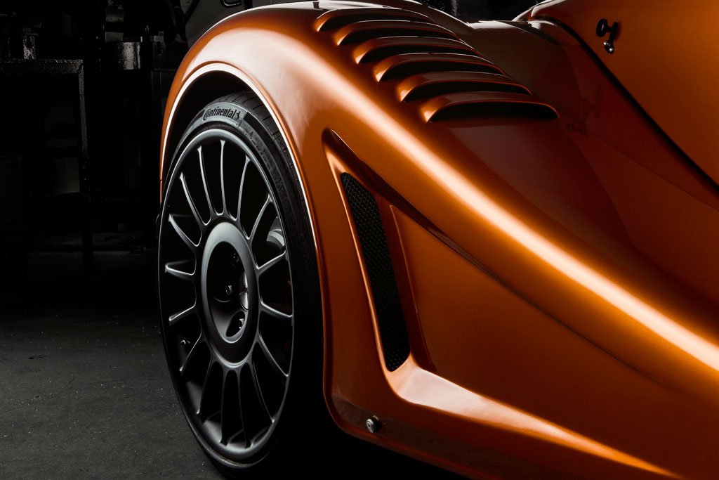 Morgan Motor Company launches race-inspired Aero GT - Sgcarmart