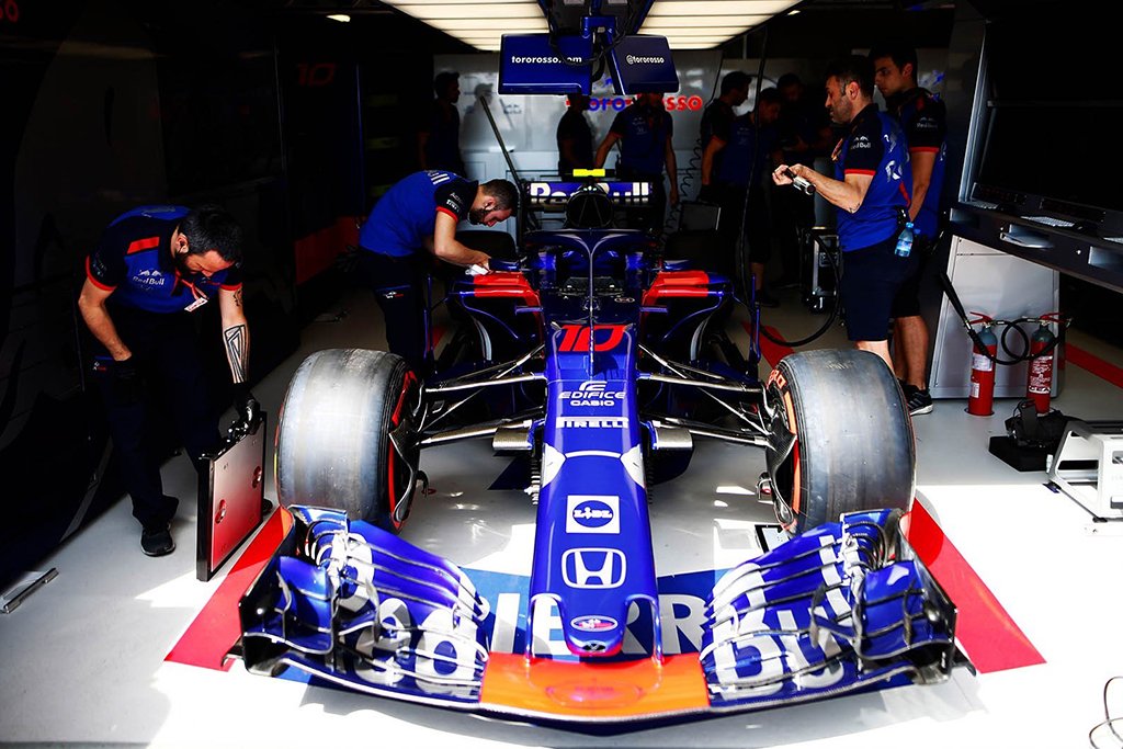 Honda to supply F1 power units to Red Bull Racing - Sgcarmart