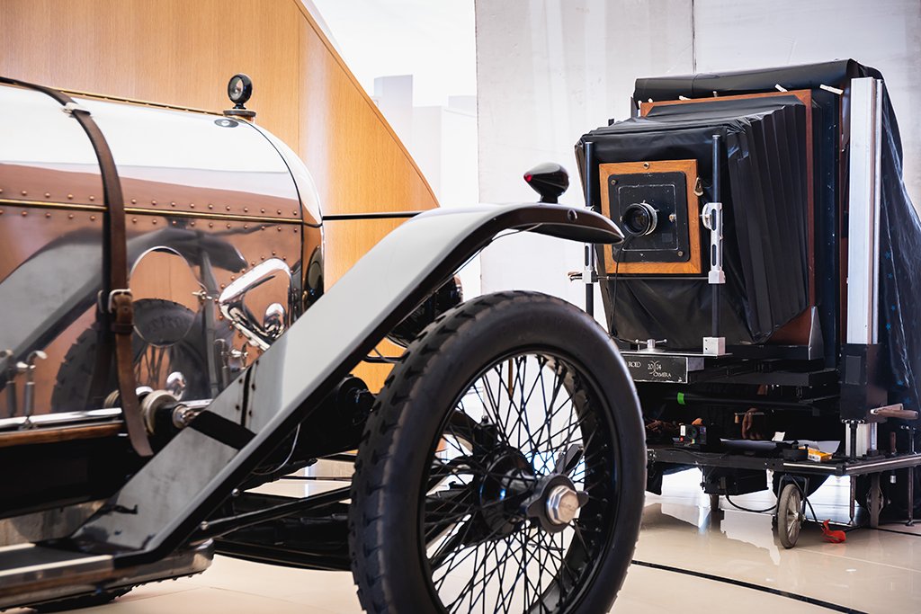 100 years of Bentley captured on iconic Polaroid 20x24 camera - Sgcarmart