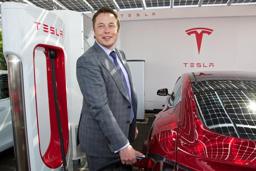 Elon Musk steps down as Tesla chairman in fraud case settlement