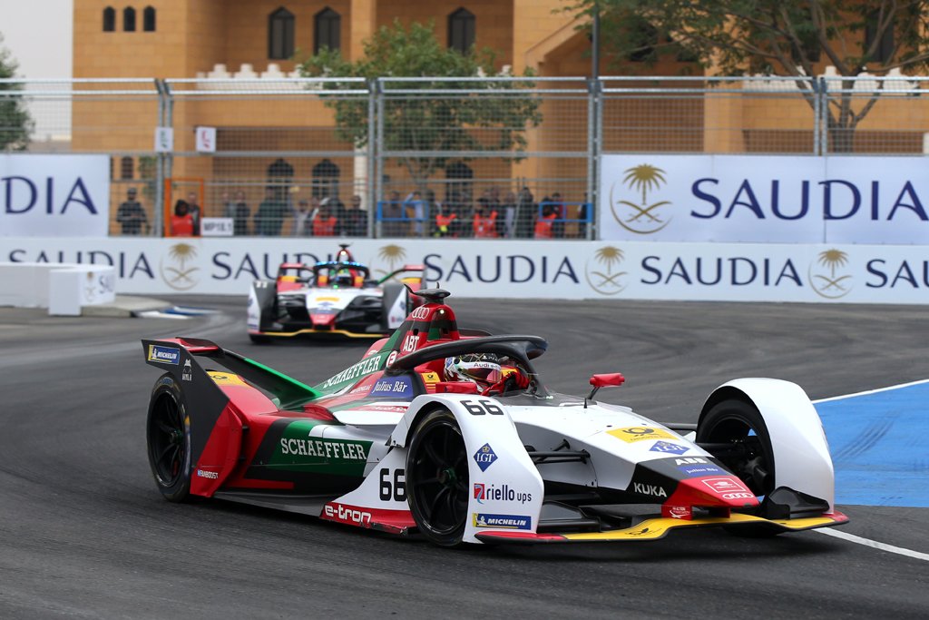 Audi Sport ABT Schaeffler scores points at Formula E season opener