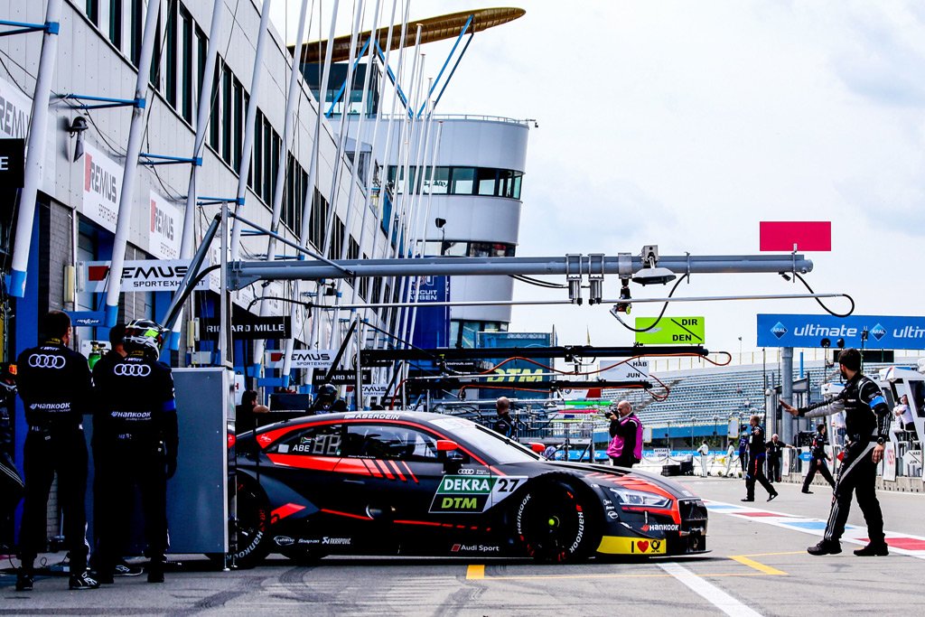 Another double podium for Audi at DTM on the famous motorcycle race ...