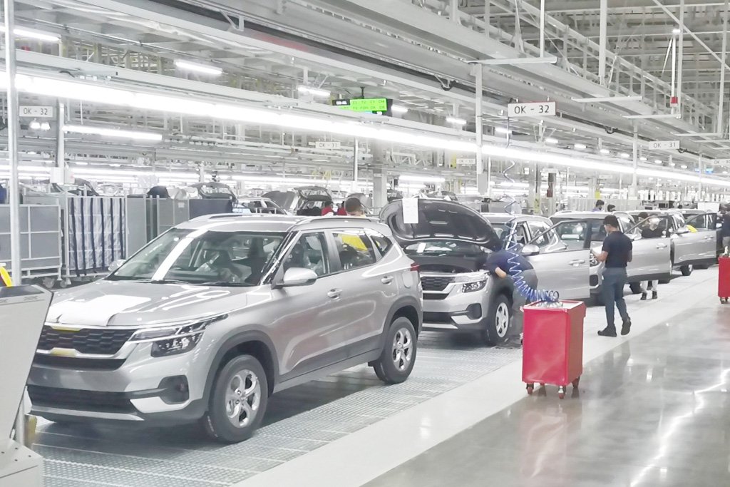 Kia Motors opens new production facility in India - Sgcarmart