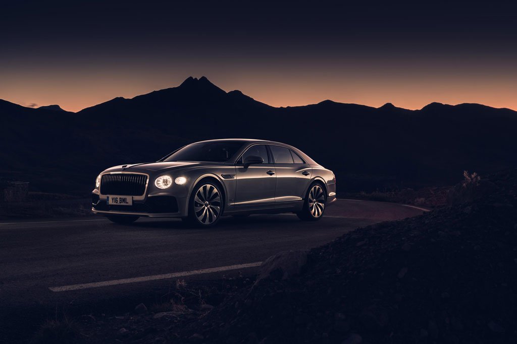 Bentley releases details of the Flying Spur's Touch Screen Remote