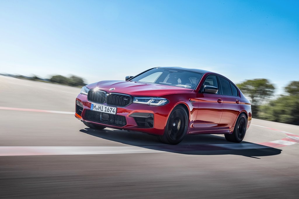 BMW unveils the new M5 and M5 Competition