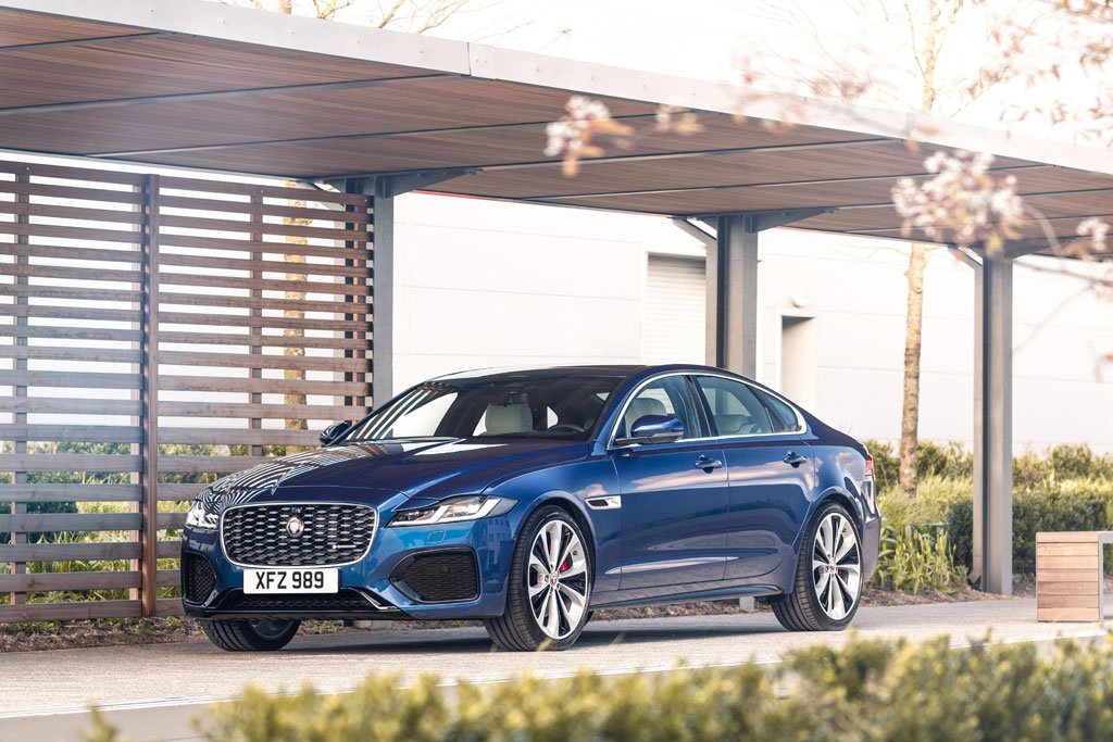 Jaguar releases the facelifted XF - Sgcarmart