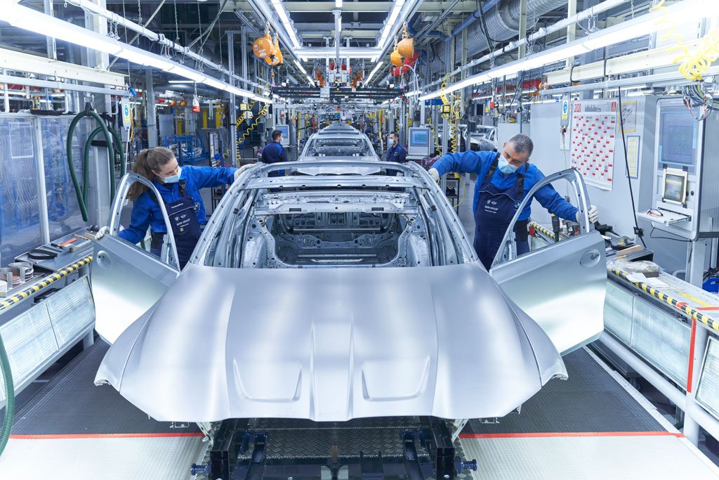 Production start for the BMW M3 at BMW's Munich plant - Sgcarmart