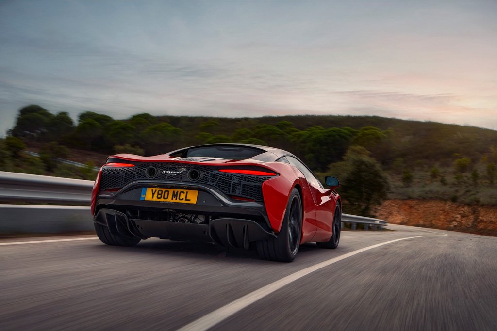 McLaren unveils its new hybrid supercar, the Artura - Sgcarmart