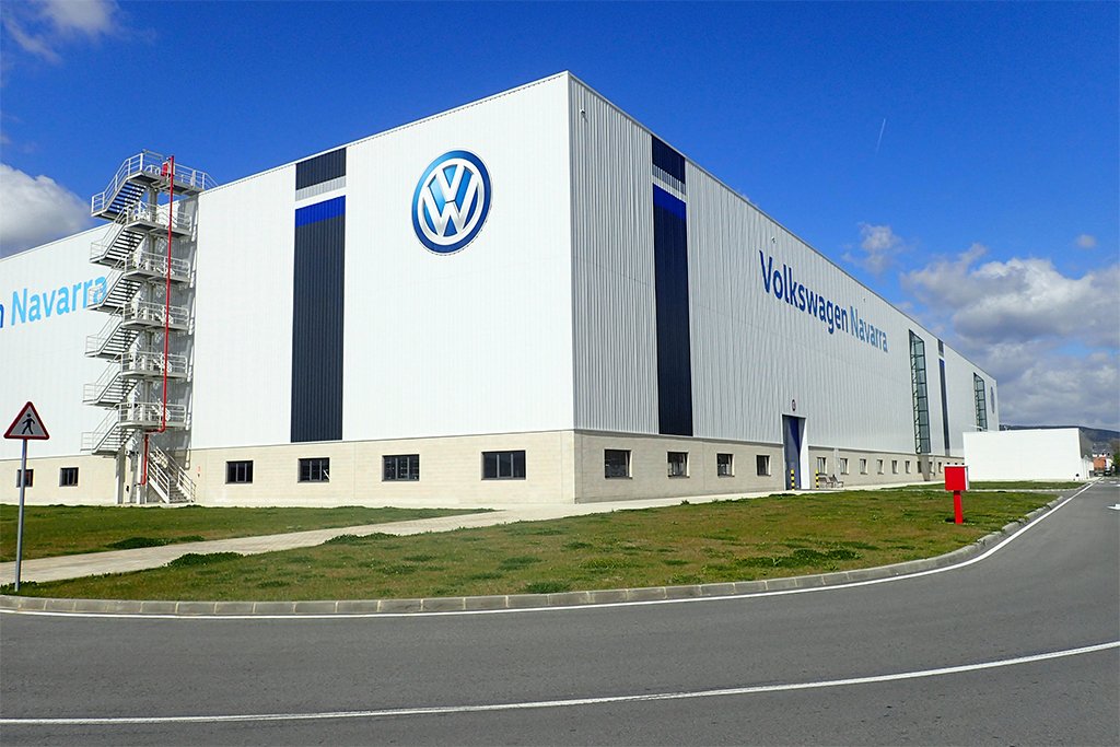 Volkswagen Group and Gotion High-Tech revolutionise battery cell ...