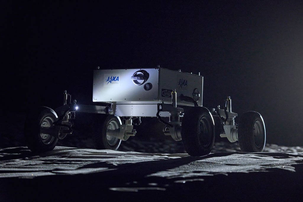 Nissan unveils a lunar rover prototype with its e-4orce all-wheel ...