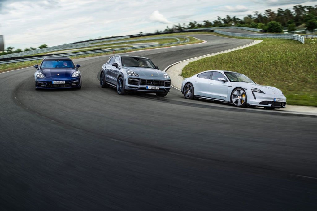 Porsche opens Track Precision App for the Panamera, Cayenne and Taycan ...