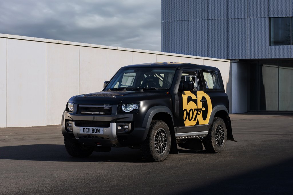Land Rover celebrates 60 years of James Bond - Sgcarmart