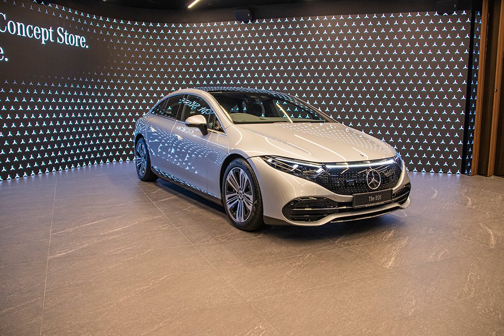 New Mercedes-Benz Concept Store opens in Great World