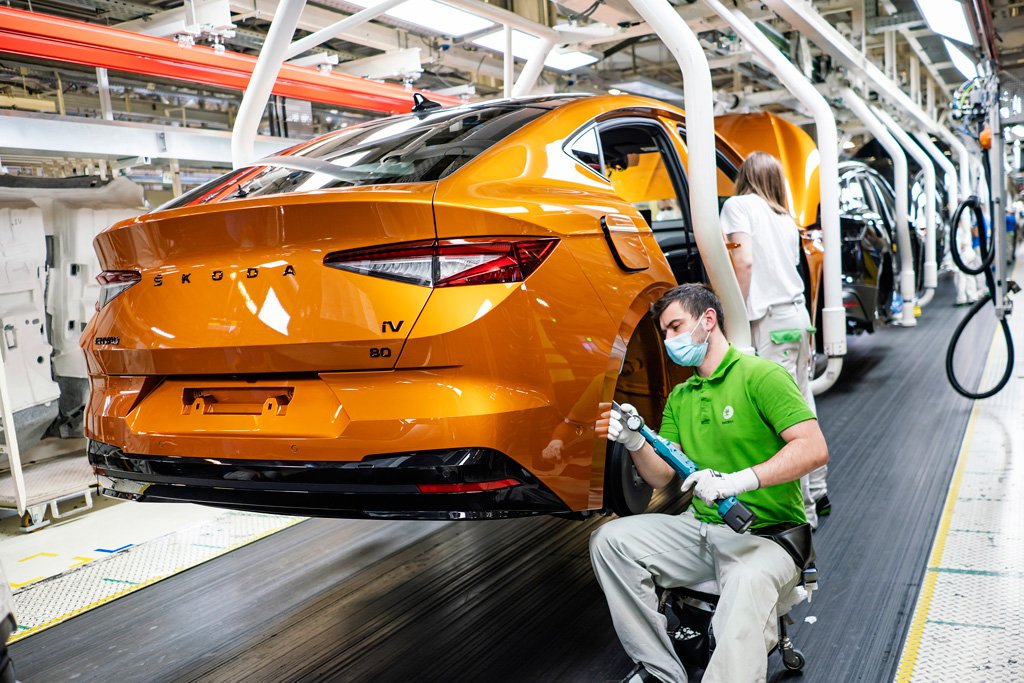 Skoda resumes factory tours at its Czech sites