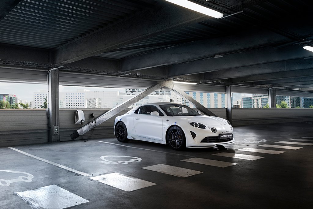Alpine reveals all-electric A110 E-ternite concept - Sgcarmart