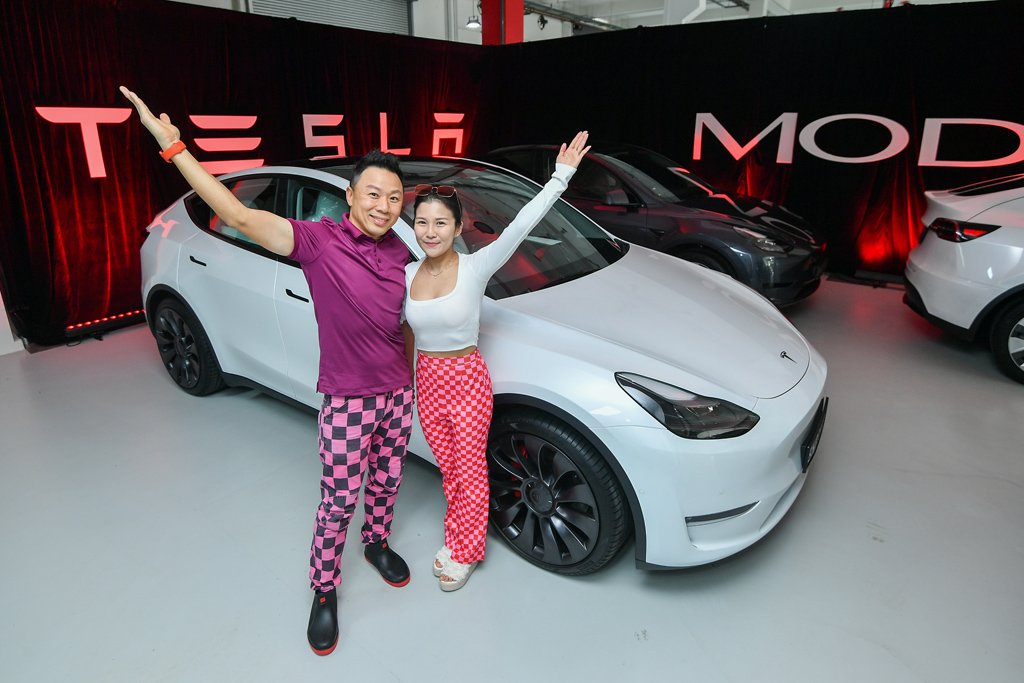 First Tesla Model Y deliveries begin in Singapore