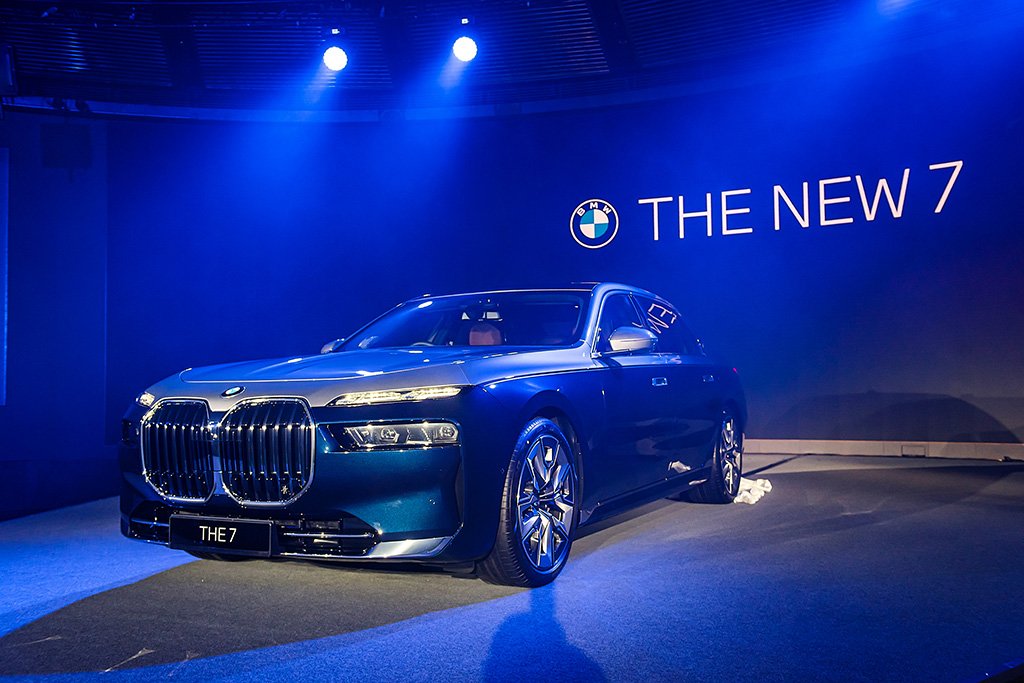 BMW unveils the BMW Excellence Club - Sgcarmart