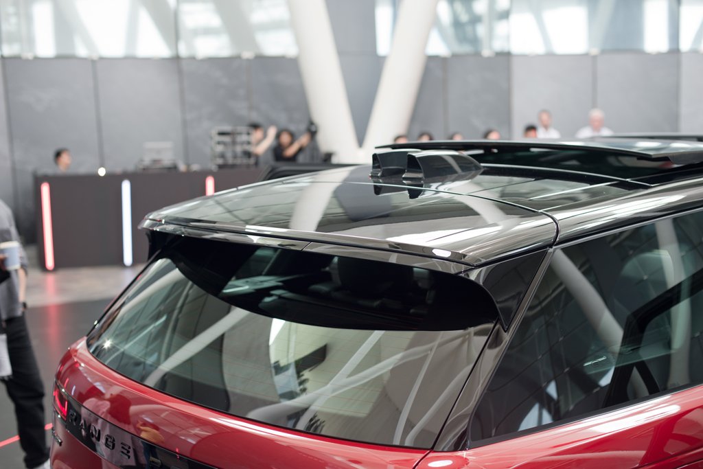 The all new Range Rover Sport Mild Hybrid, built on the MLA-Flex ...