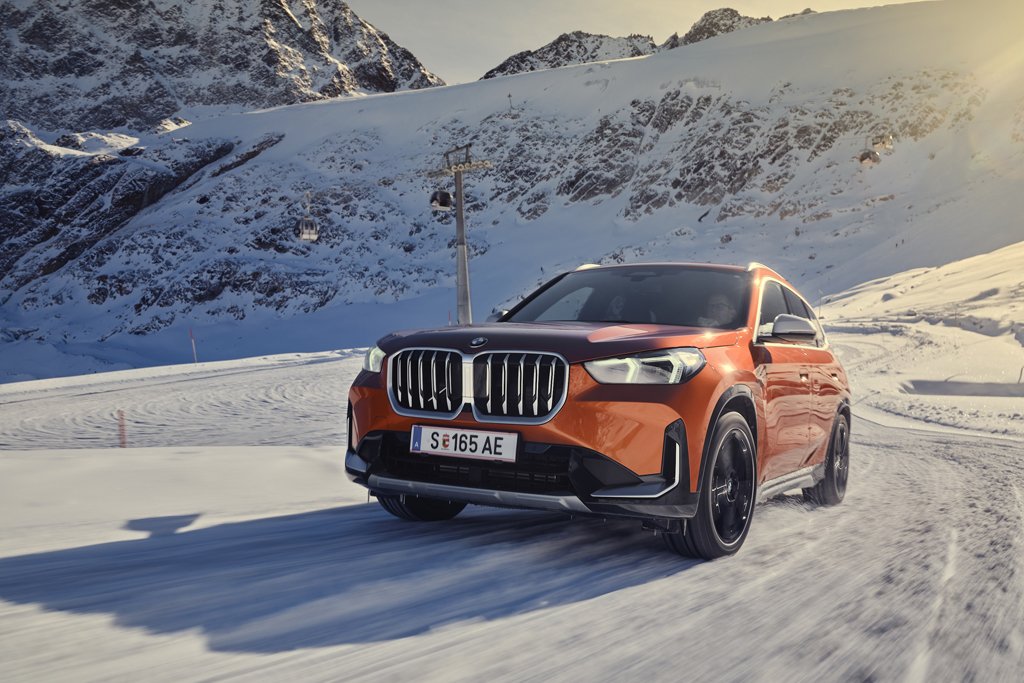 BMW to roll out updated operating system