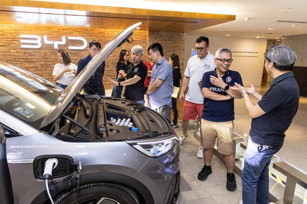 Vantage Automotive marks sale of 100th 100kW Atto 3 in Singapore