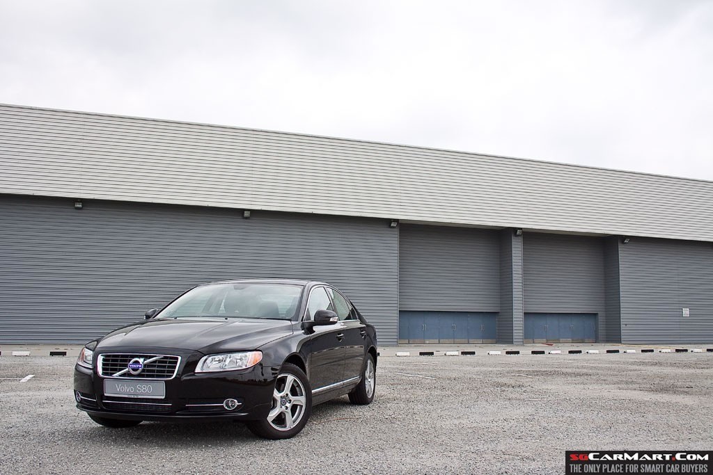 Volvo S80 T5 (A) Review - Sgcarmart