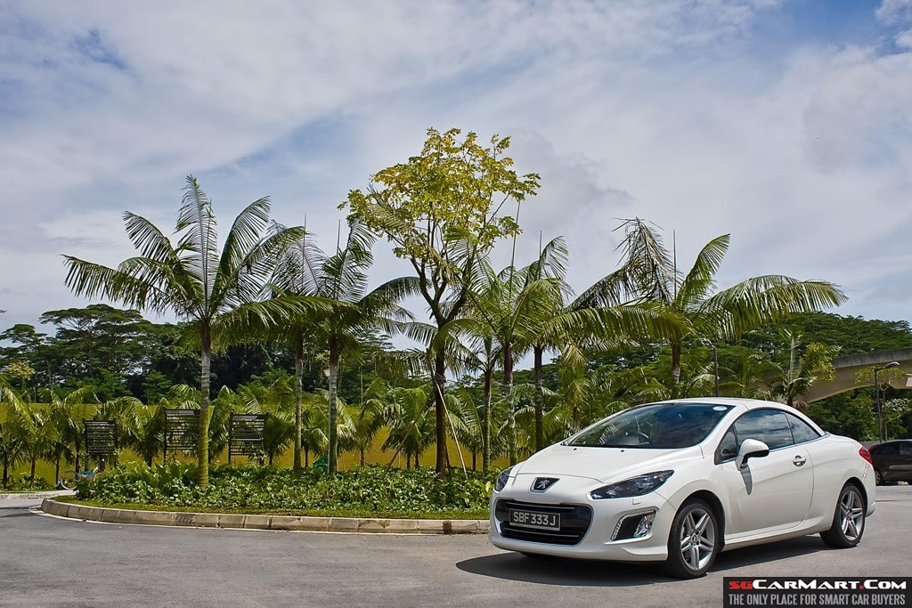 Peugeot 308 CC 1.6 Turbo (A) Facelift Review - Sgcarmart
