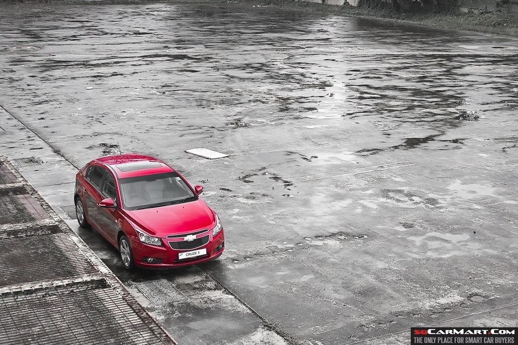 Chevrolet Cruze 5 Sportback 1.6 LS (A) Review - Sgcarmart