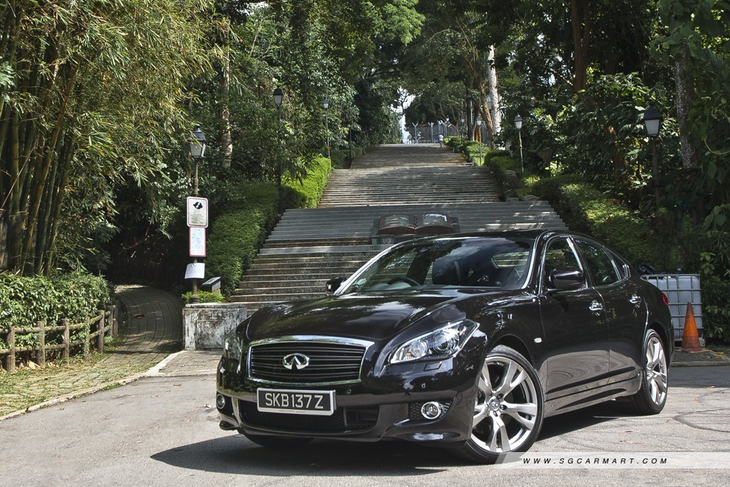 Infiniti M37 3.7 Sports Premium (A) Review - Sgcarmart
