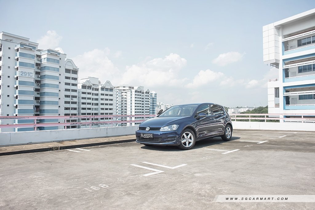 Volkswagen Golf 1.2 TSI DSG (A) Facelift Review - Sgcarmart