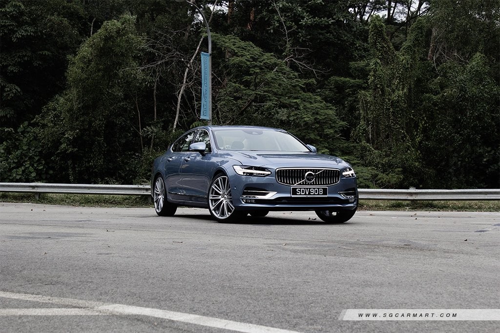 Volvo S90 T6 Inscription (A) Review - Sgcarmart