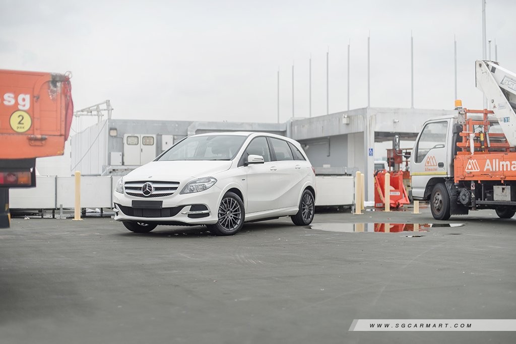 Mercedes-Benz B-Class Electric Drive B250e (A) Review - Sgcarmart